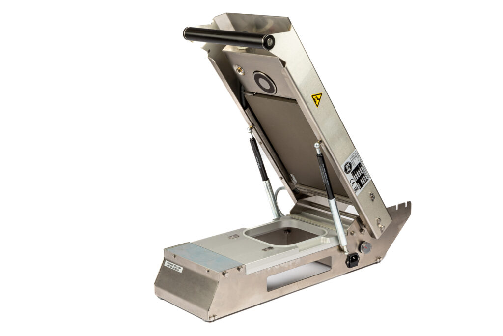 Closing device for food use - Artekno